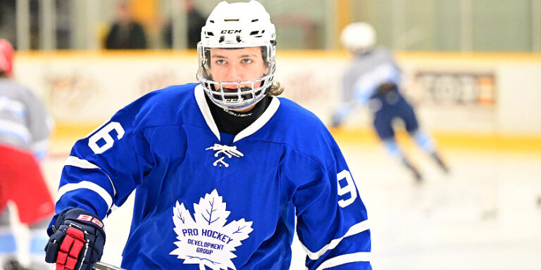 Quebec M18 AAA: St-Eustache Vikings vs Esther-Blondin Phenix - 10 ...