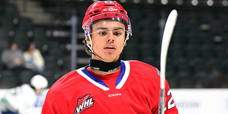 WHL: Hayden Paupanekis - Neutral Zone - Men's